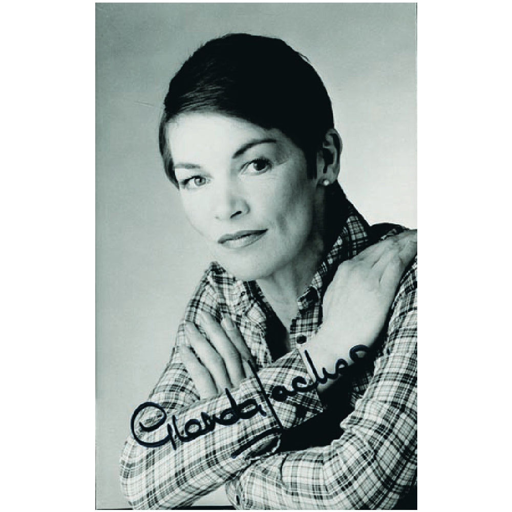 Glenda Jackson - Autograph - Signed Black and White Photograph