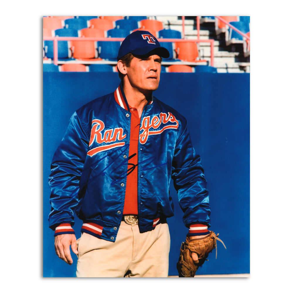 Josh Brolin - Autograph - Signed Colour Photograph